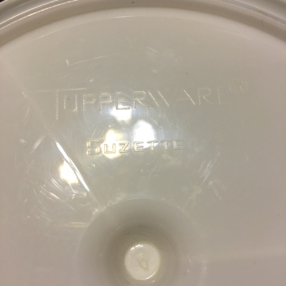 Tupperware | Storage & Organization | Tupperware White Suzette Divided ...